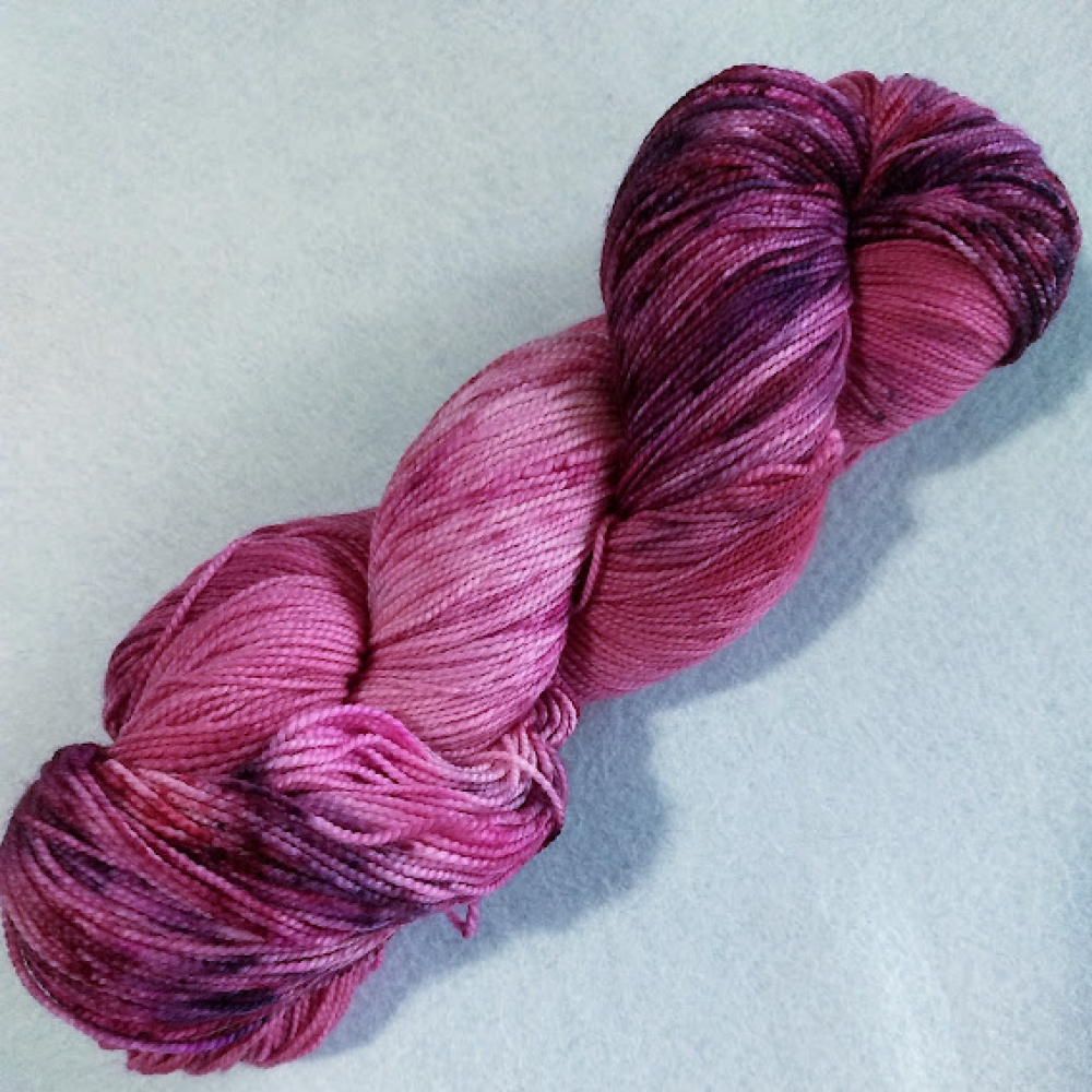 Rhubarb Pie - Mega Twist yarn | Bling Your String